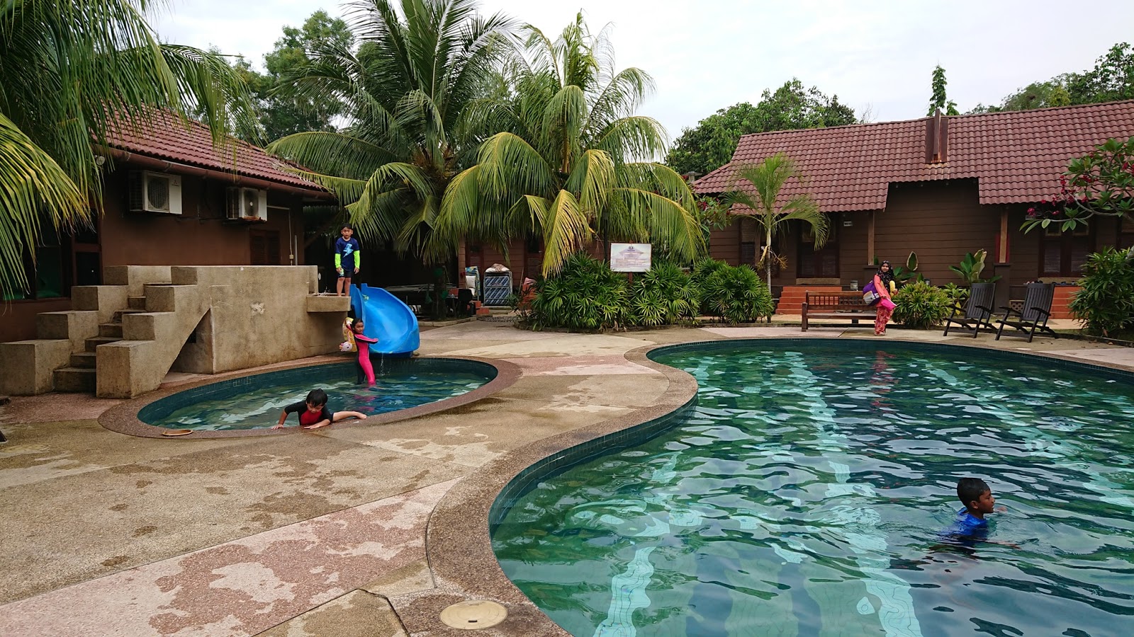 Ulek Beach Resort , Dungun janjikan kualiti masa berkeluarga ! - BEN ...