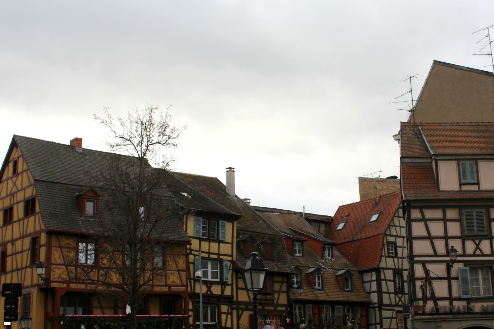 a brief history of old town Colmar // France | Caravan Sonnet