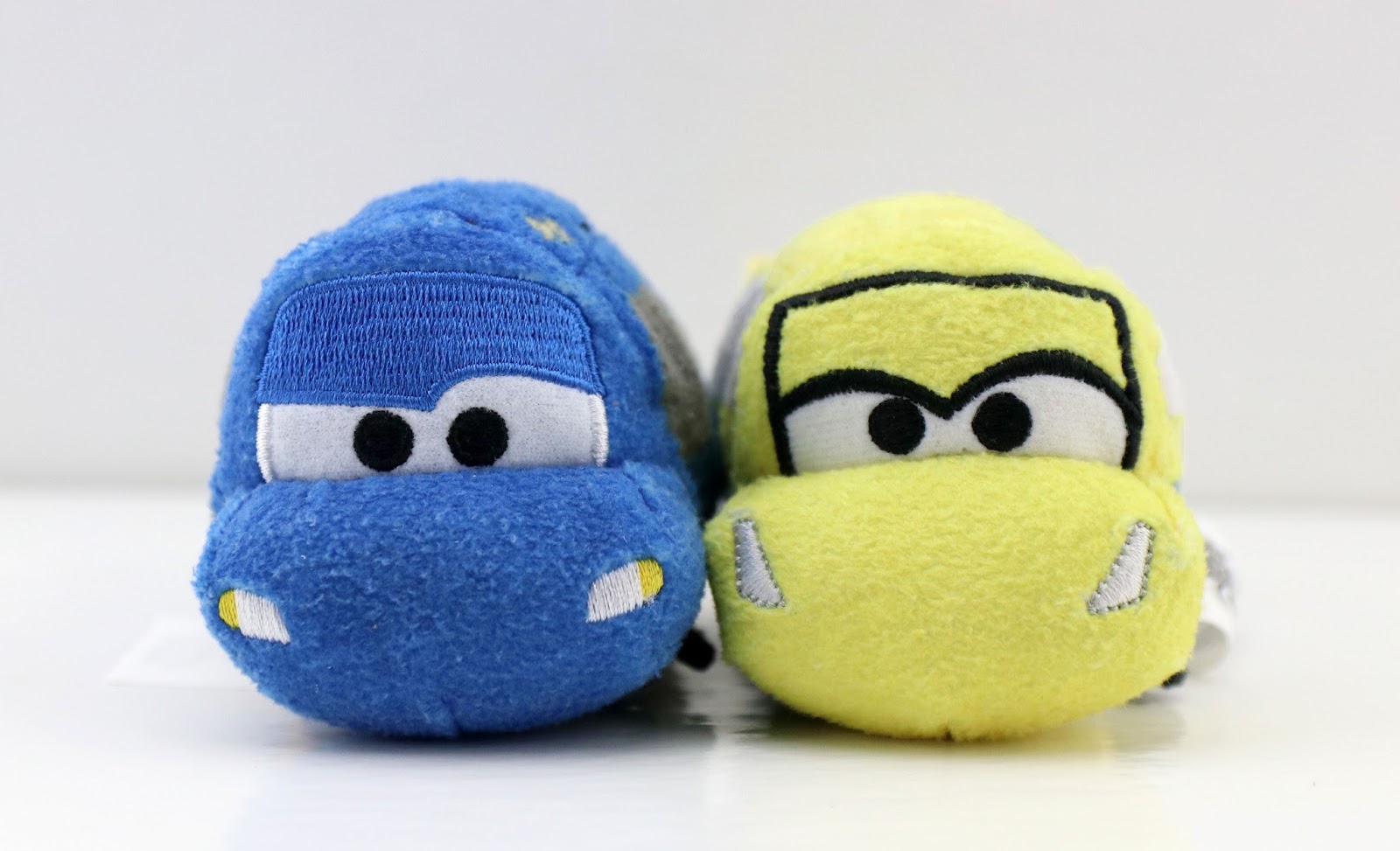 Dan the Pixar Fan: Cars 3: Fabulous Lightning McQueen & Dinoco Cruz ...