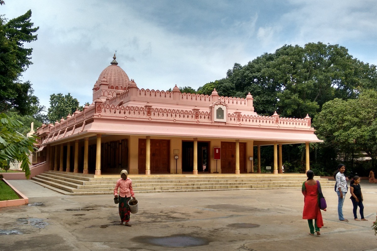 Journeys across Karnataka: Mother's Rock and Swami's Bench, Ramakrishna ...