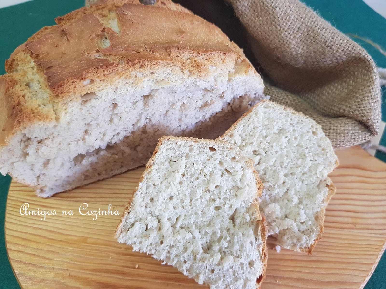 Amigos na Cozinha: Pão de trigo com farinha integral