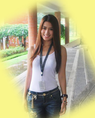 Who's that Freshie?: The Teen Model and Reporter: Janeena Chan