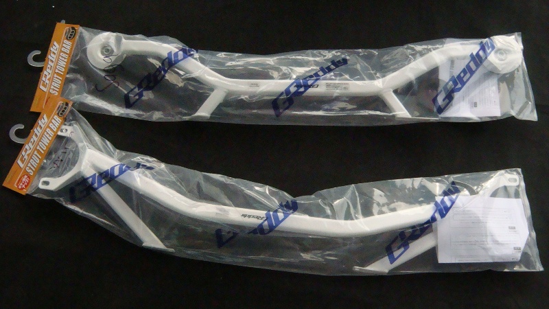 car accessories: GREDDY FRONT STRUT BAR 4 POINT