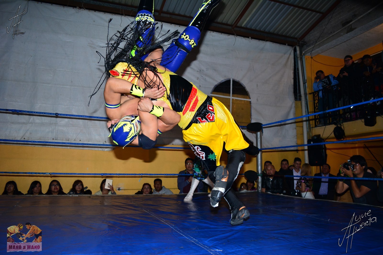 Mano a Mano: FLAMITA TRIUNFA EN EL FESTEJO DE LOS RUDOS NEZA