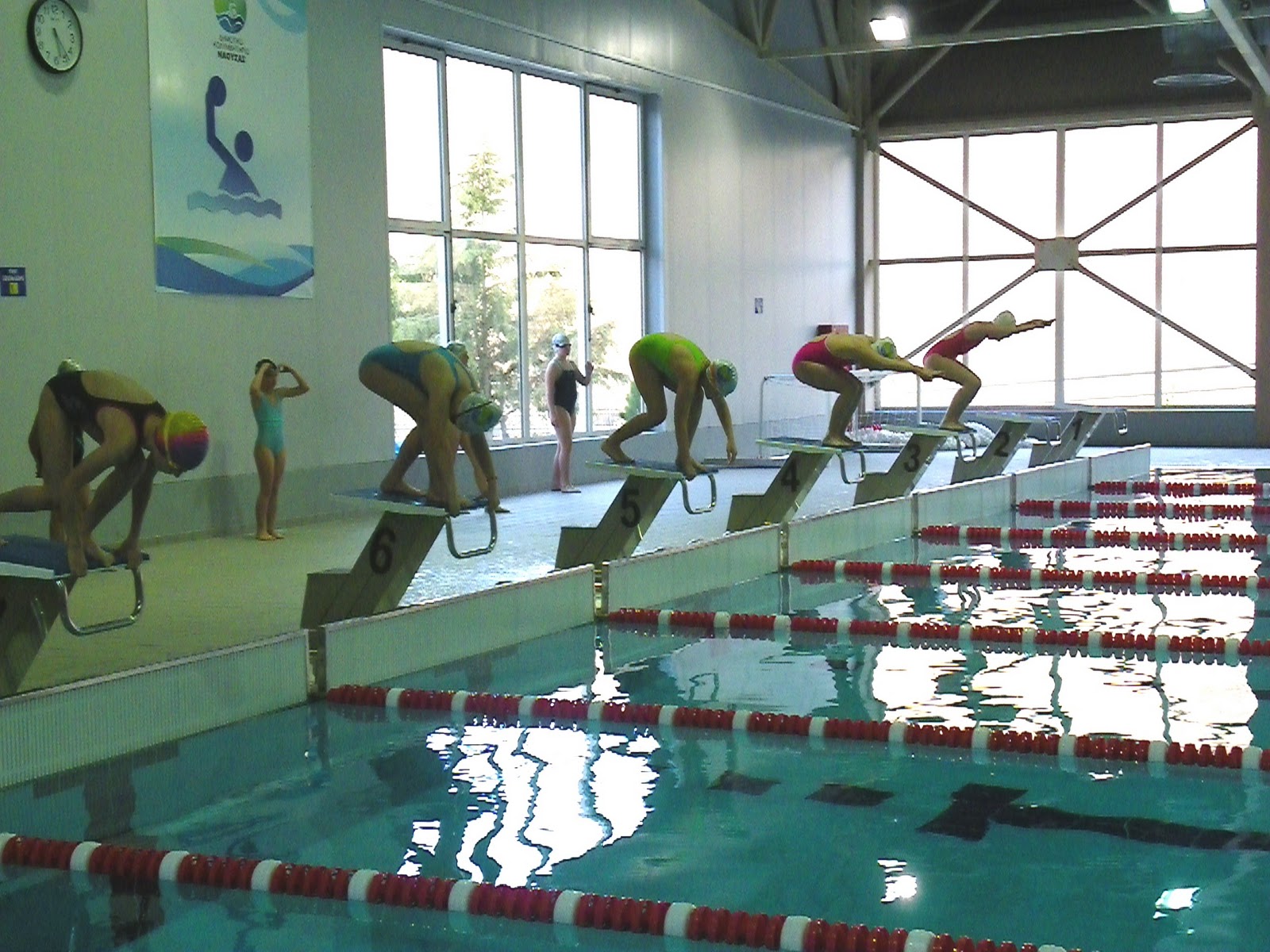 Τα νέα του Νομού Ημαθίας: ΔΗΜΟΤΙΚΟ ΚΟΛΥΜΒΗΤΗΡΙΟ ΝΑΟΥΣΑΣ: 200 ΠΑΙΔΙΑ ...