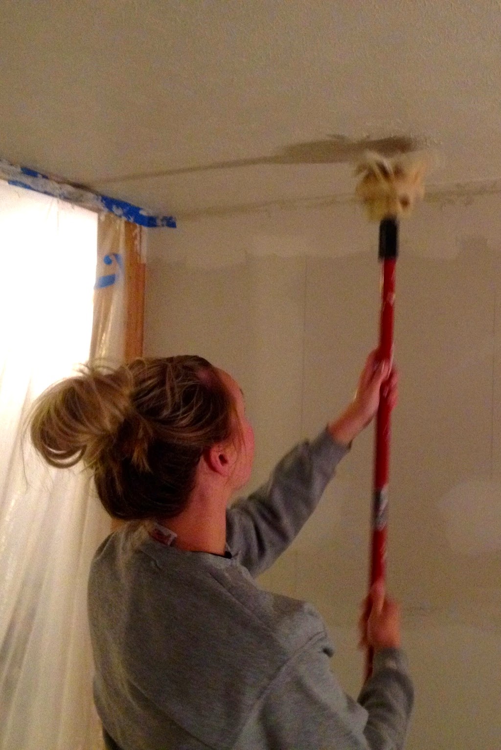 DIY Why Spend More: How to texture a ceiling (cheaply and easily)