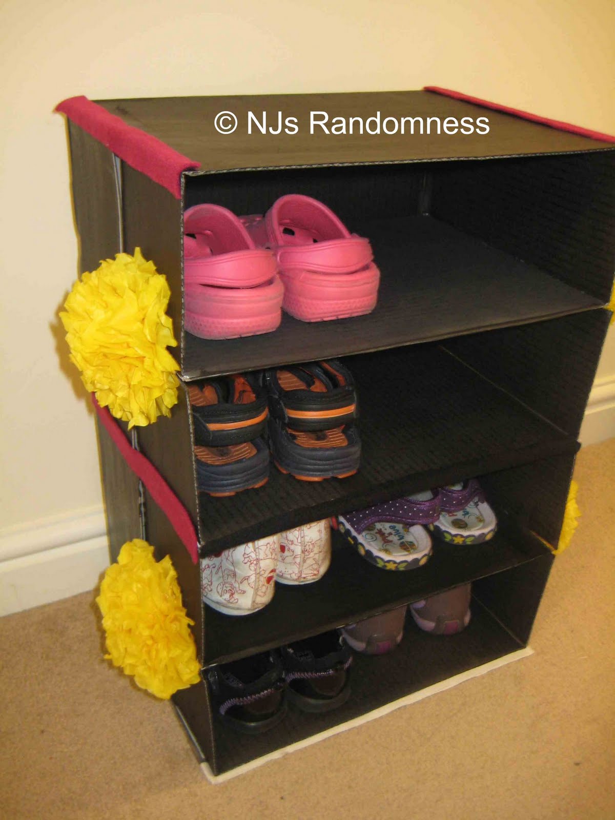 All things random and beautiful!: DIY kiddie shoe rack