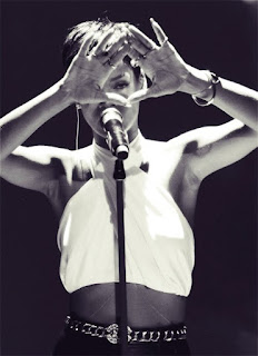 A Watchman's Revelation: Part 1 Symbols: The Diamond (Roc) Hand Sign