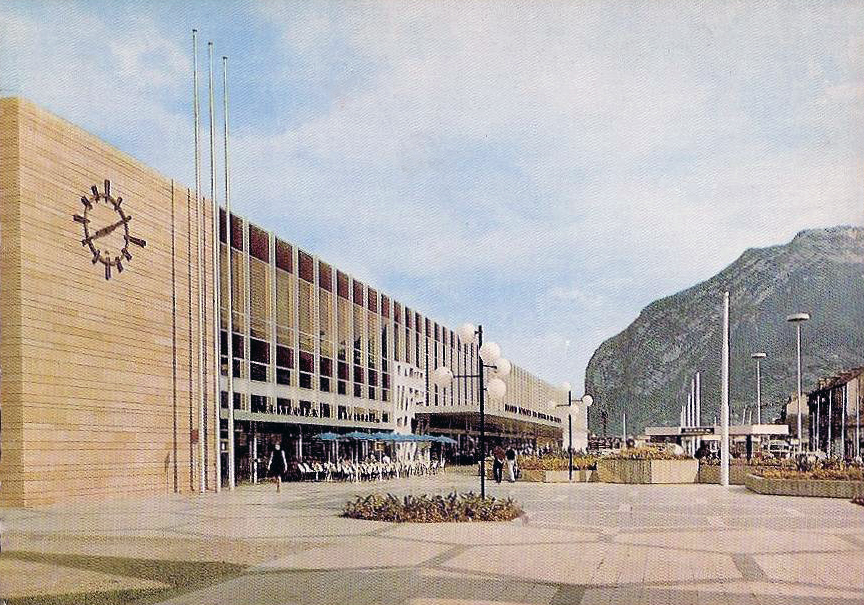 transpress nz: the Gare de Grenoble, France