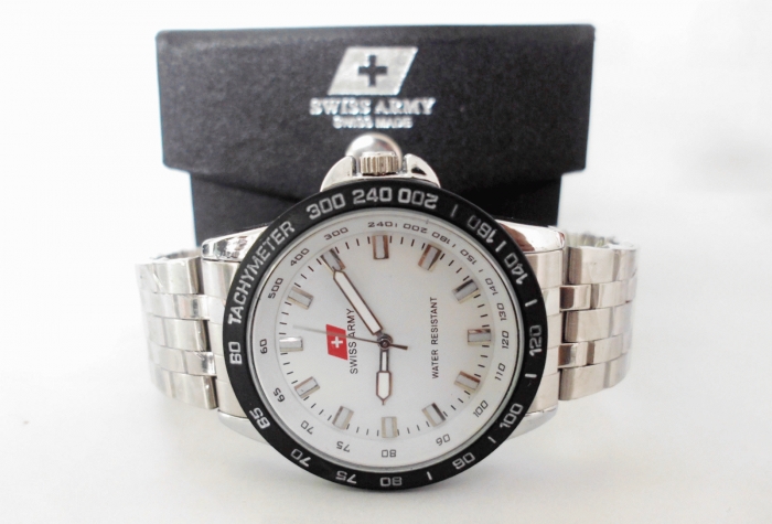 Distributor Jam Tangan Murah: Jam tangan SWISS ARMY SA6312M Terbaru