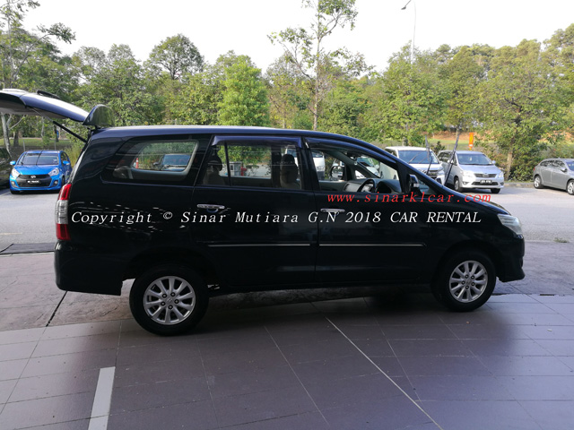 Sewa Mpv Toyota Innova 2.0 (A) 8 Seater - Black di Selangor