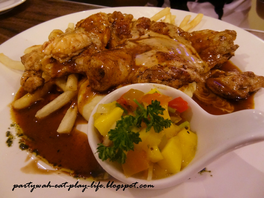 eat • play • life: Farrari @ Lintas Square