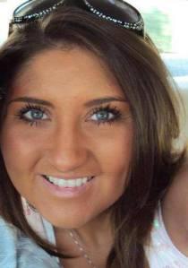 Living Fictitiously: BLOG TOUR + Giveaway: UNDESCRIBABLE by Shantel Tessier