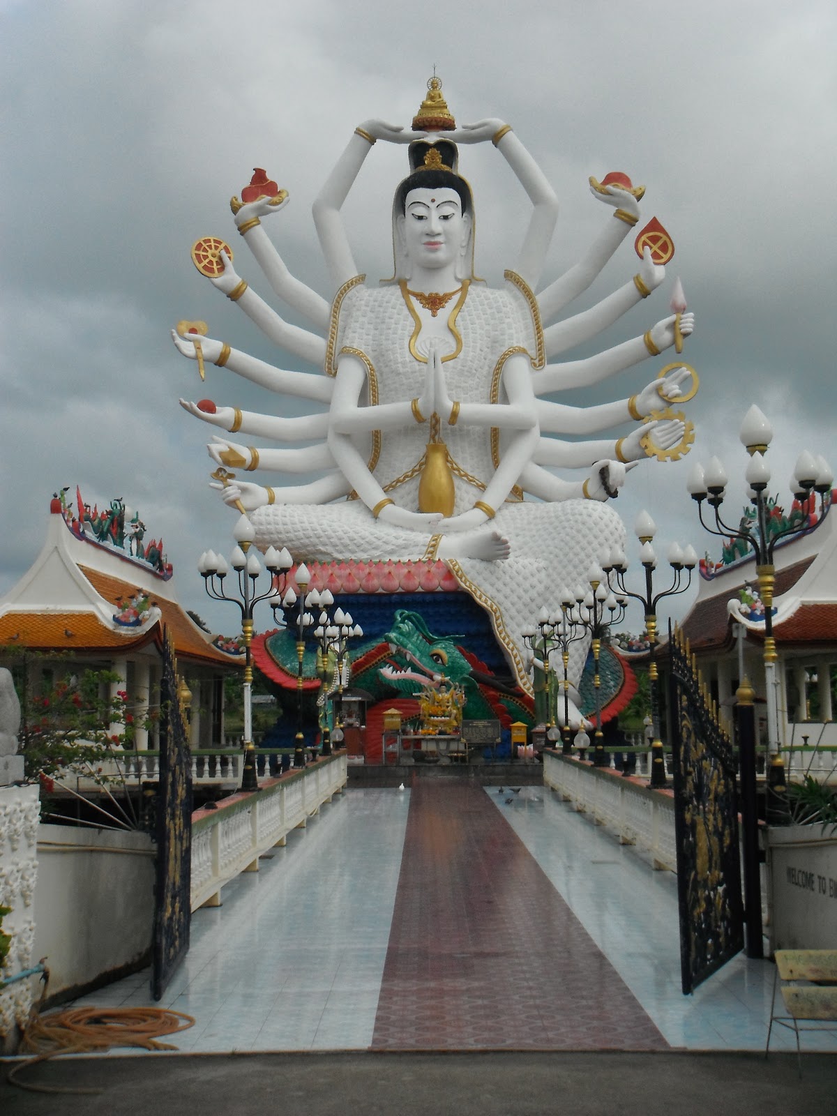 The Pad Thai Diaries: "Sawadee Khrap"