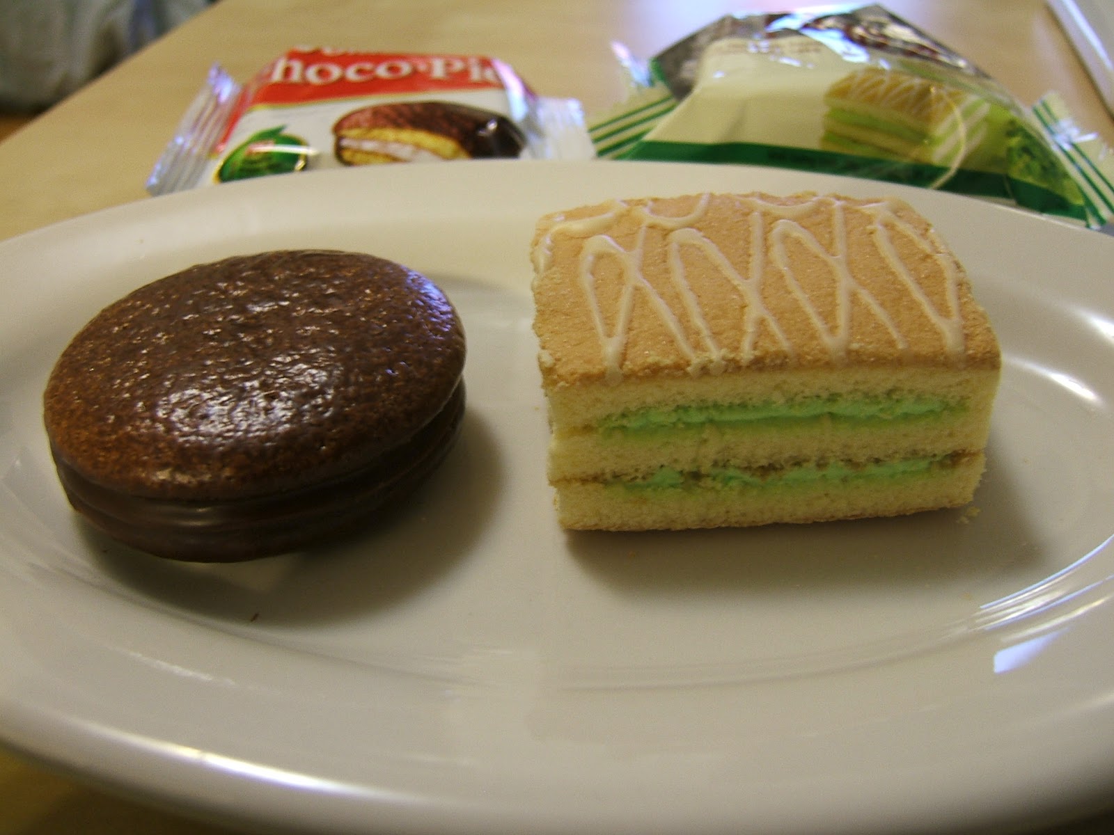 Student Guide to Boston's Cheap Eats: Orion Choco Pies and Pandan Cakes
