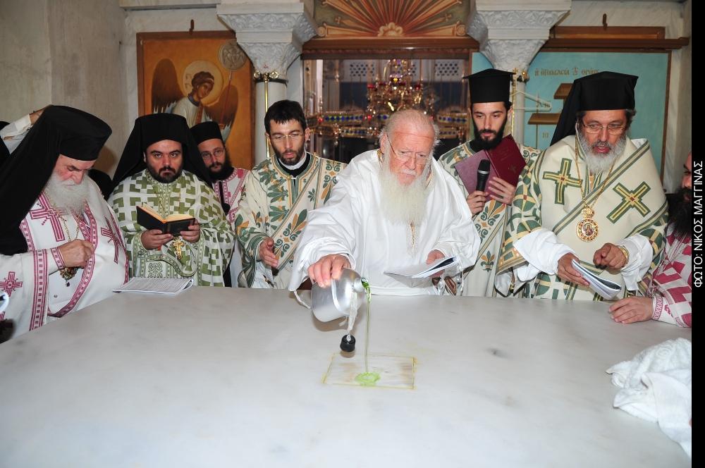ΦΩΣ ΦΑΝΑΡΙΟΥ: ΠΡΟΕΞΑΡΧΟΝΤΟΣ ΤΟΥ ΟΙΚΟΥΜΕΝΙΚΟΥ ΠΑΤΡΙΑΡΧΟΥ ΤΑ ΕΓΚΑΙΝΙΑ ΤΟΥ ...