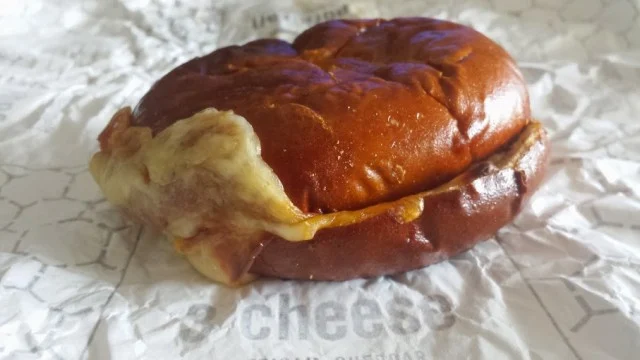 Review: Wawa - 3 Cheese Pretzel Melt | Brand Eating