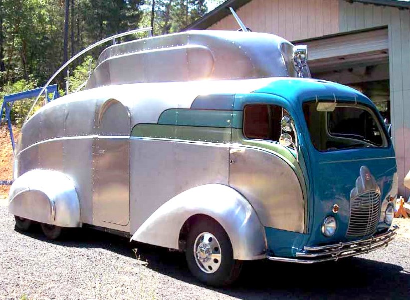 The Flying Tortoise: Art Deco Motorhome...