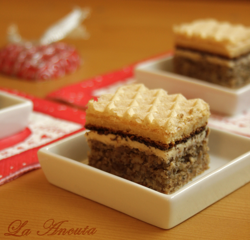 Prajitura cu bezea si foaie de napolitana – La Ancuta