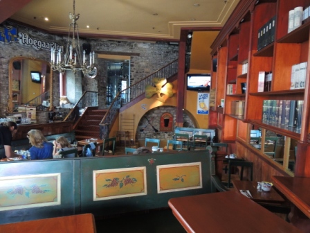 Teena in Toronto: Pub St-Patrick, Quebec City, QC