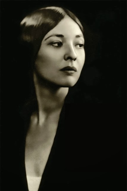 Every Day Is Special: December 3 – Happy Birthday, Te Ata Fisher