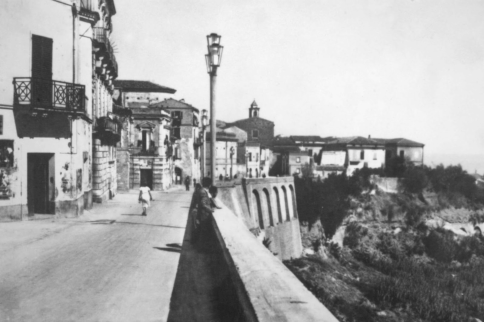 Vasto Gallery: Via Adriatica, San Pietro e la Frana del 1956.