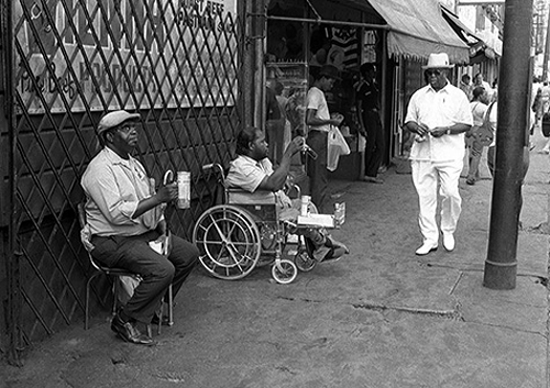 Chicago's Legendary Maxwell Street in photographs by Tom Smith