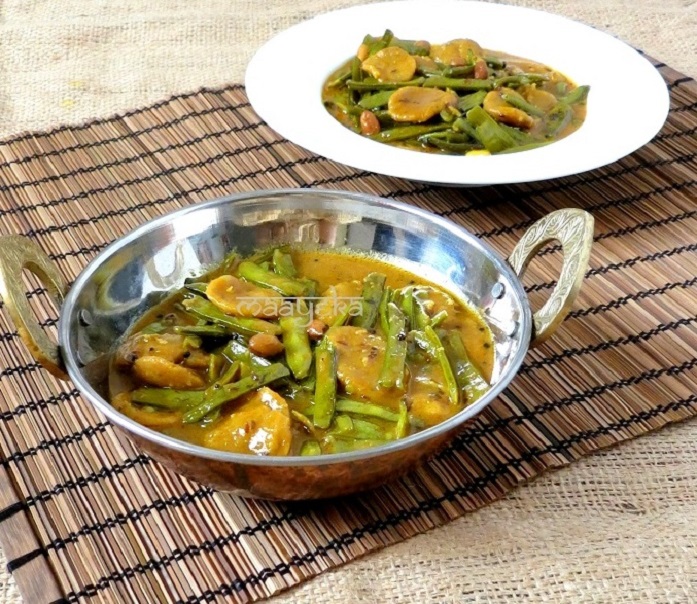 Indian Reciepes And Rice Items: Guvar Dhokli Nu Shaak