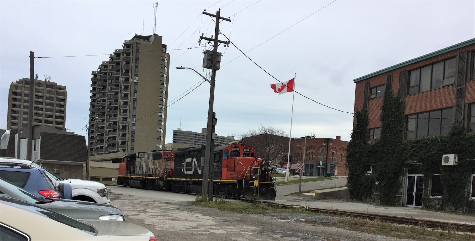 THE BEACHBURG SUB: Guest post: The railway spur with a little of everything