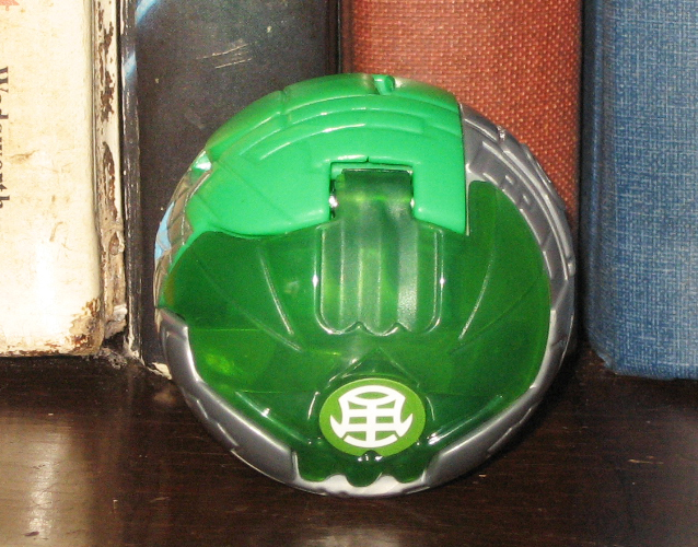 Percy's Fast Food Toy Stories : Green Bakugan McD