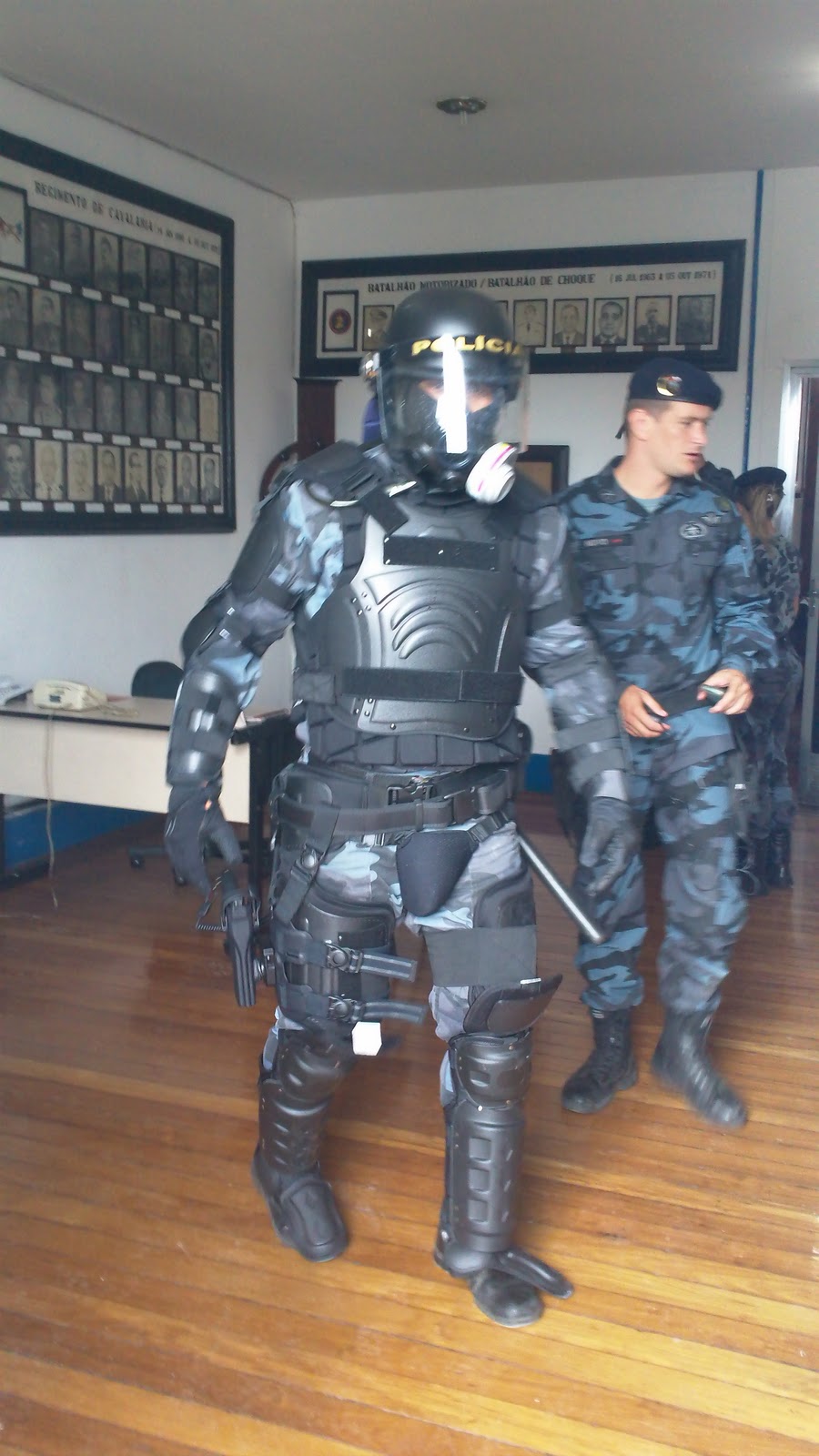 OGRO COMBATE: BPChq - PMERJ - AVALIANDO EQUIPAMENTO. 2011