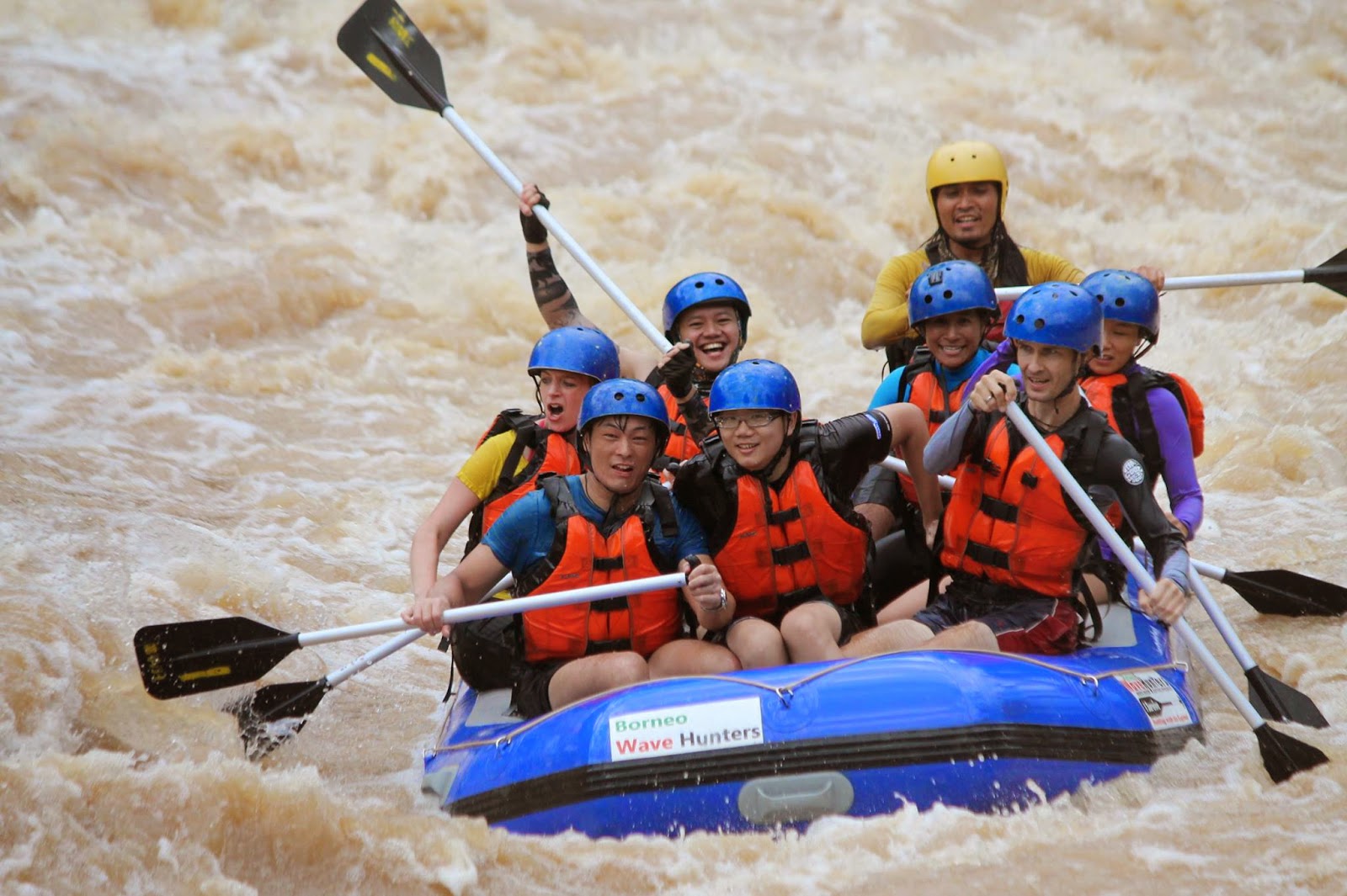 The Chronicle :Sungai Padas (White Water Rafting)
