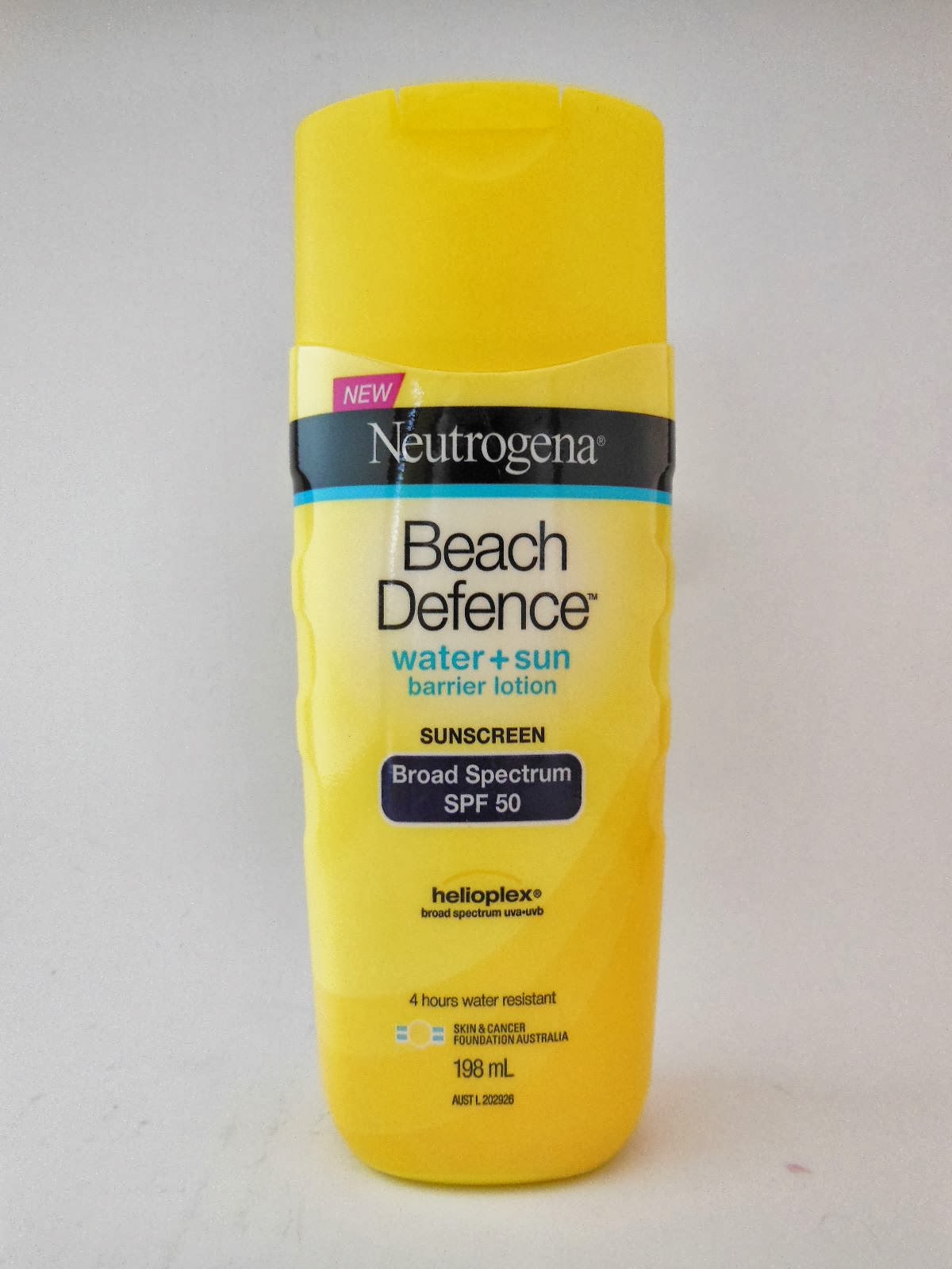Product Review: Neutrogena Beach Defence Water + Sun Barrier Sunscreen ...