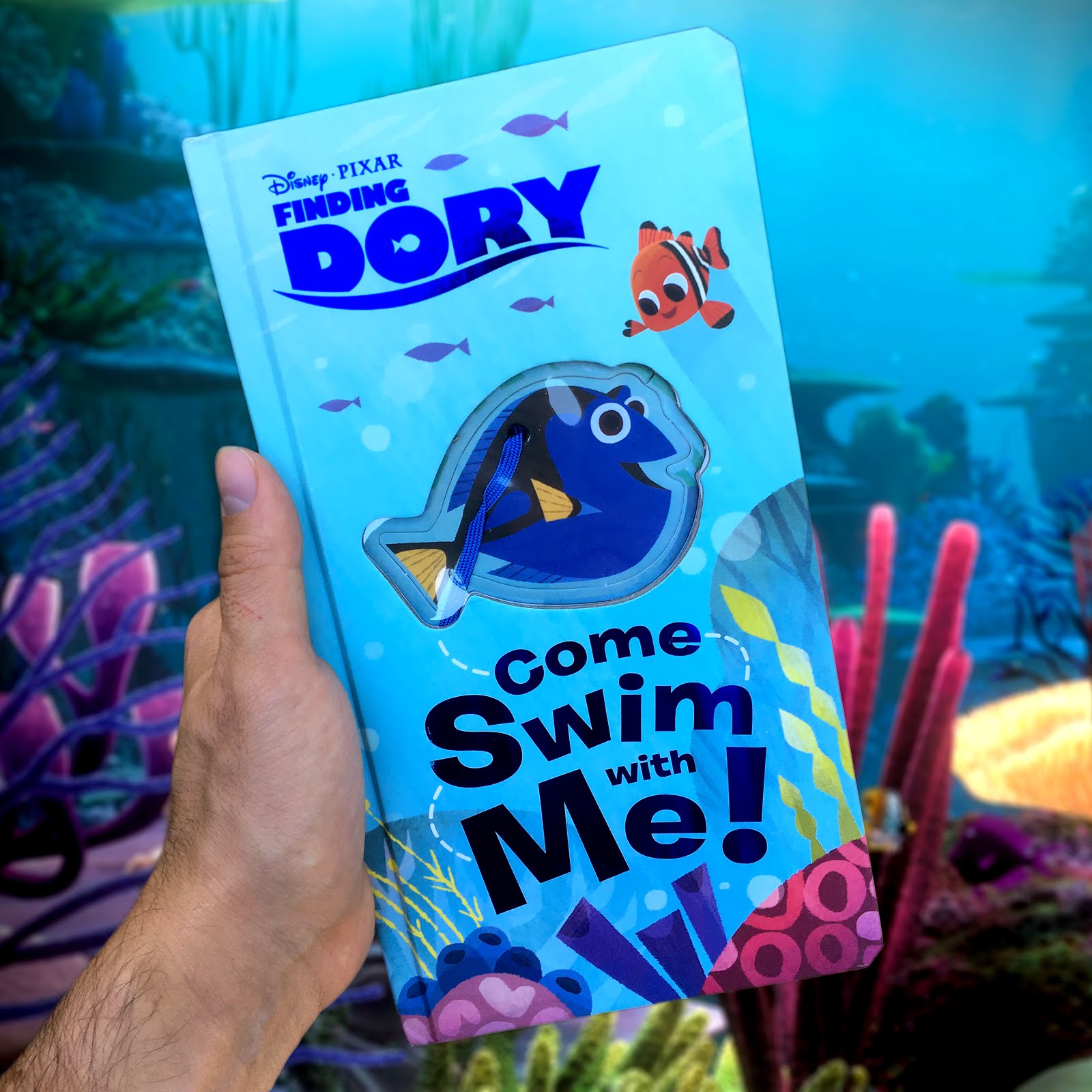 Dan the Pixar Fan: Finding Dory: "Come Swim with Me" Book