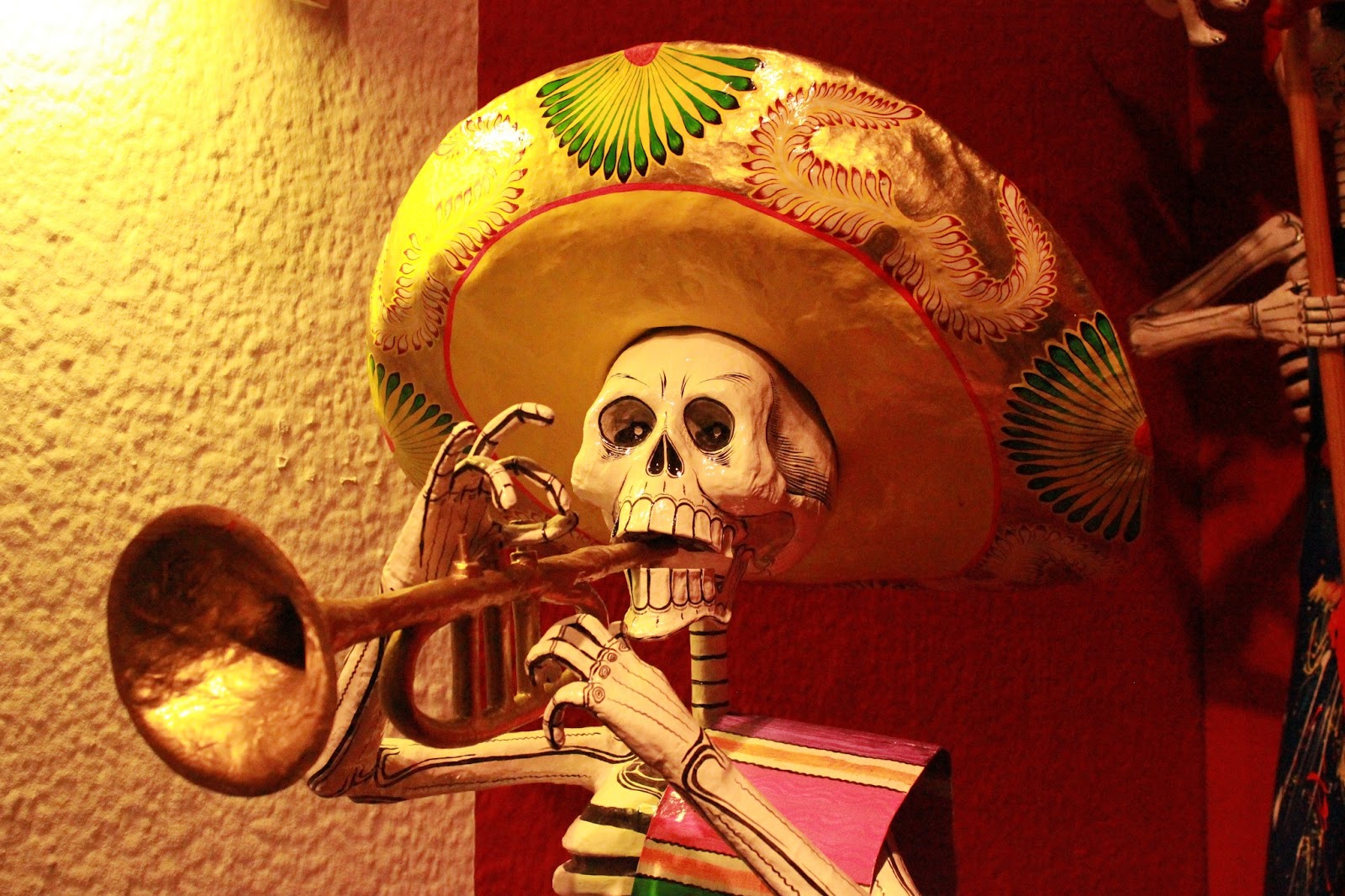 La madrileña inglesa: Great Masters of Latin American Folk Art