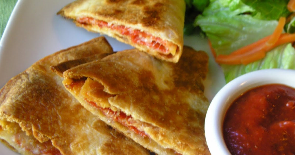 Pepperoni Pizzadillas ~ Edesia's Notebook