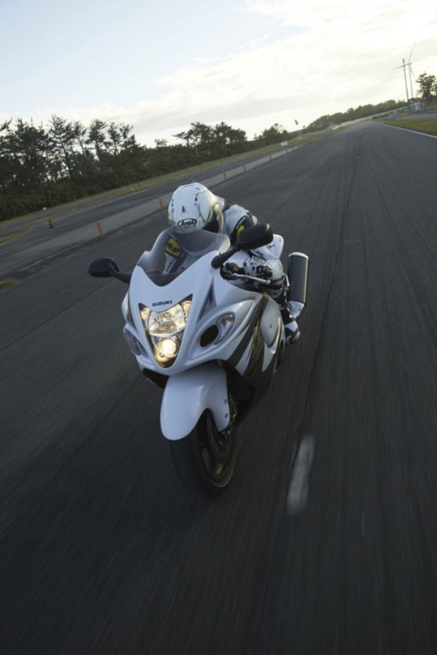 2014 Suzuki Hayabusa ABS make Driver more Confident | New Motorcycle Review