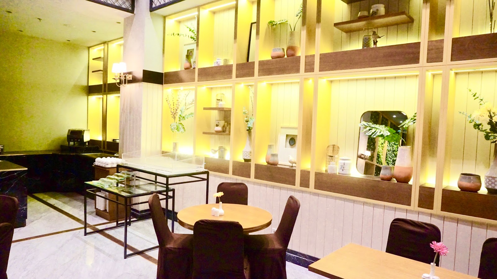 Astrid Amalia: My Staycation at Aviary Bintaro Hotel and Serviced ...