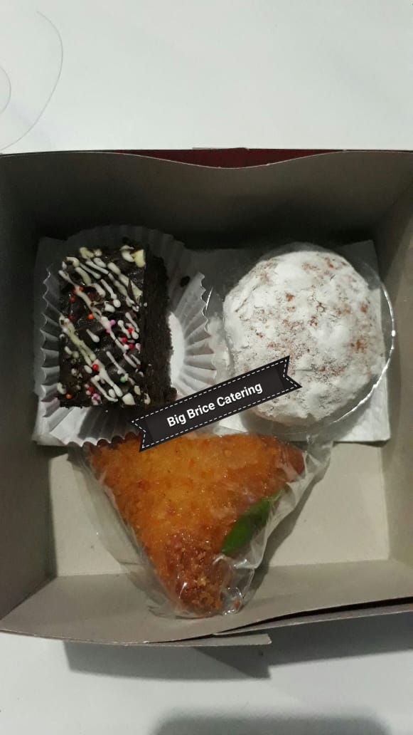 Kue Kotak atau Snack Box Murah untuk Segala Acara ~ CATERING MURAH PADANG