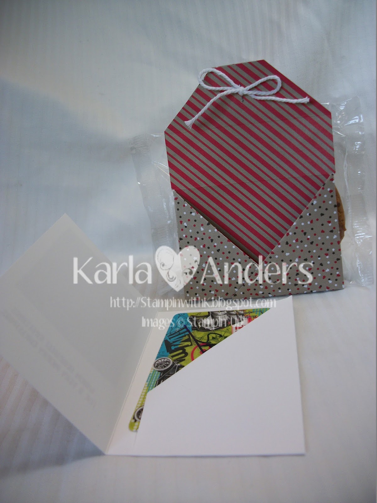 A Work of Heart: Handmade Folded Christmas Gift