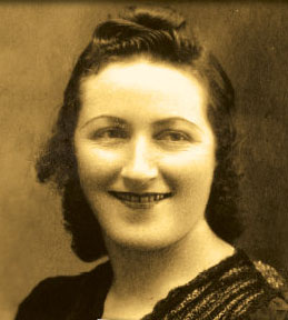 Blog Tacograferos: La primera conductora de camiones en España