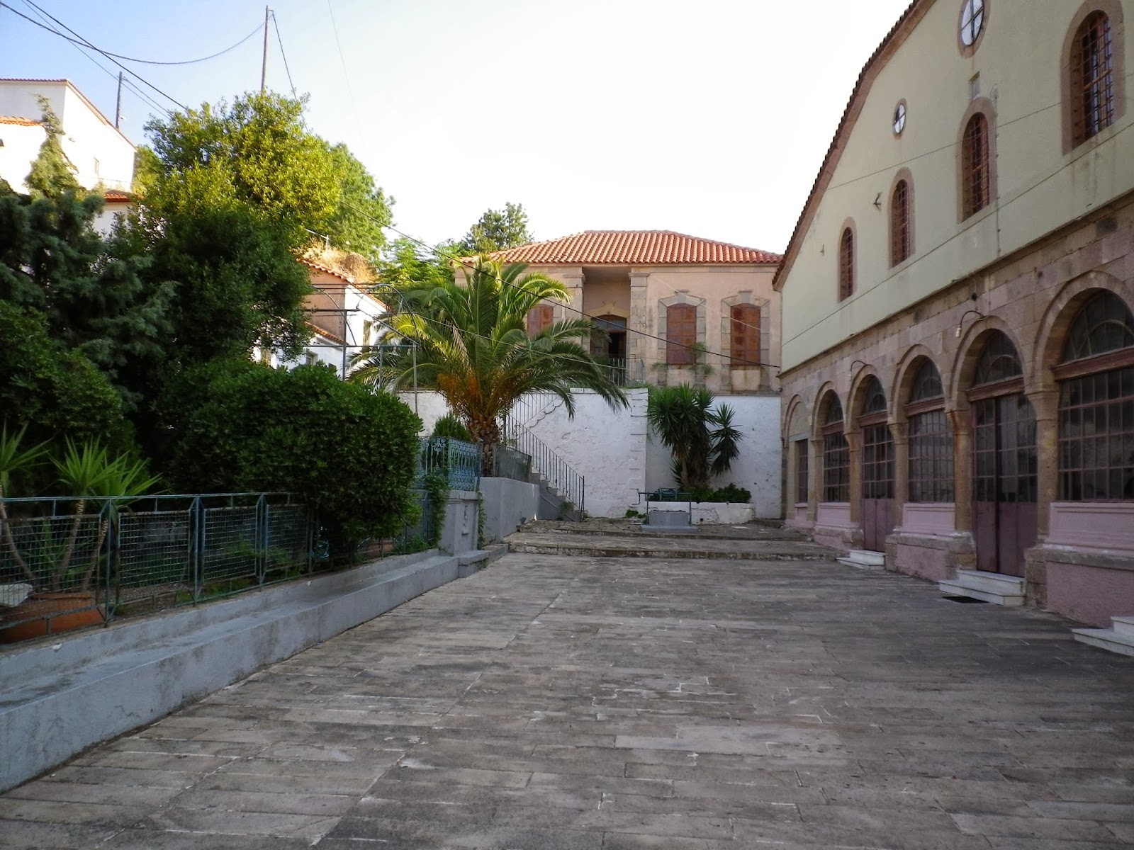 ΠΟΛΙΧΝΙΑΤΙΚΗ ΑΦΛΟΥΓΗ: ΔΗΜΟΤΙΚΑ ΠΗΓΑΔΙΑ ΚΑΙ ΒΡΥΣΕΣ ΜΙΑΣ ΑΛΛΗΣ ΕΠΟΧΗΣ ΠΟΥ ...