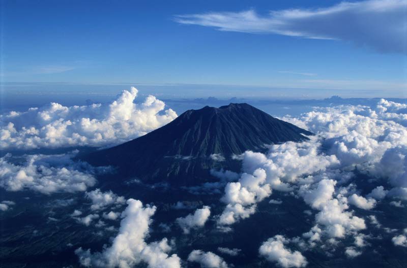 Welcome To Tatang's Blog: Hidup itu? Belajarlah dari Gunung dan Pendakinya