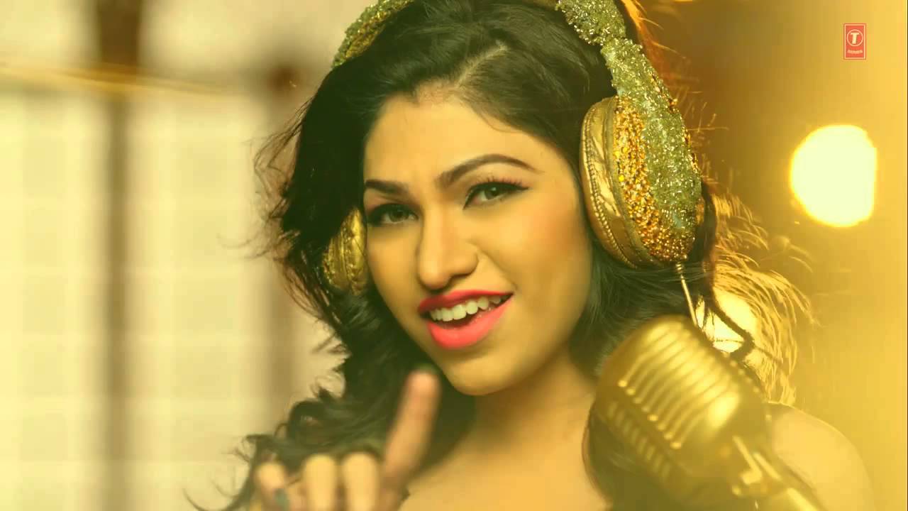 HD Best wallpaper: TOP 10 Singer Tulsi Kumar HD Wallpaper