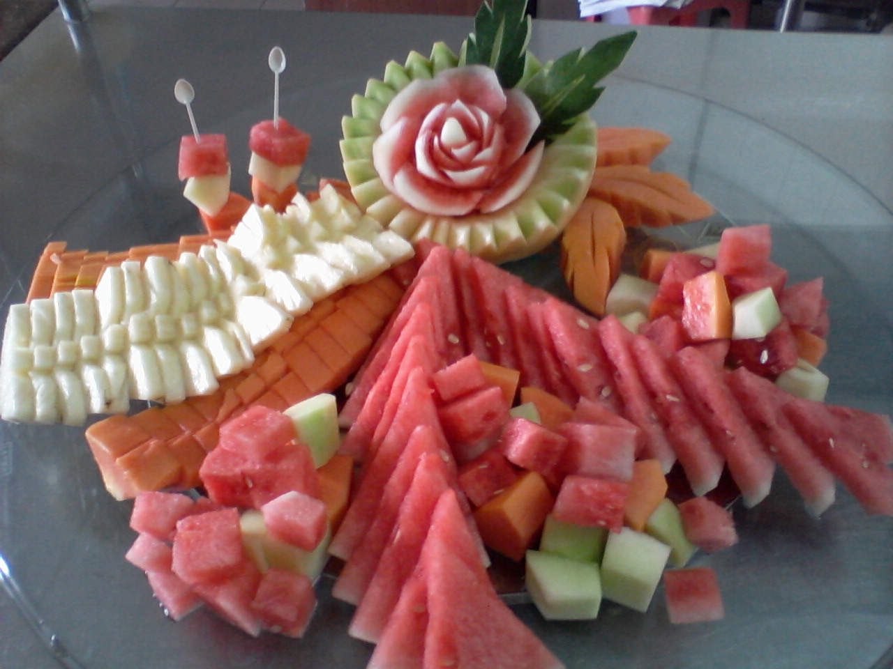 Chef Zairi Zaidi: MY Assingment ( Fruits Carving & Buffet Set Up - Plan ...
