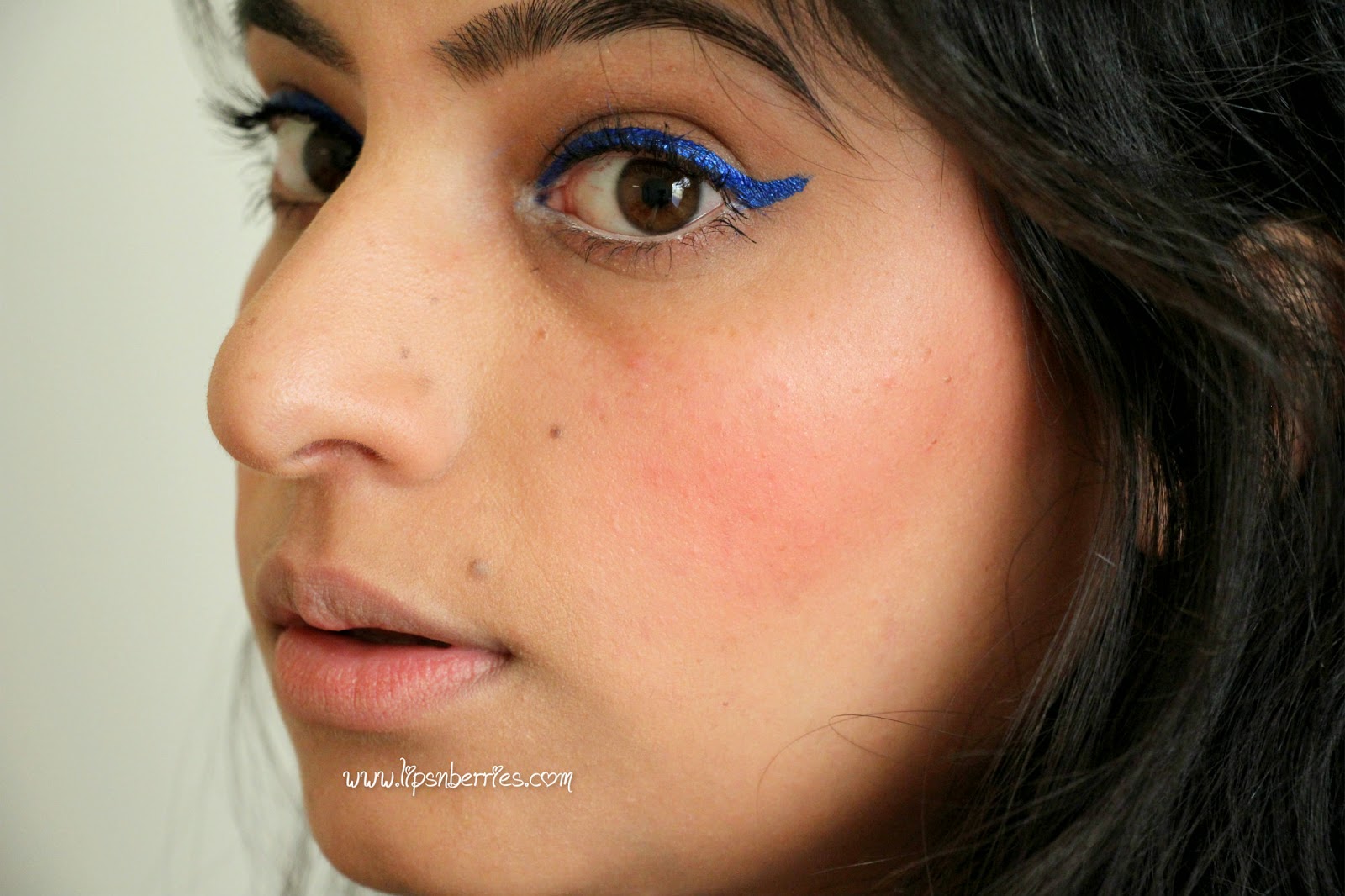 NYX Extreme Blue Studio Liquid Eyeliner Vs Lime Crime Eyeliner In Lazuli LIPS N BERRIES nyx-extreme-blue-studio-liquid-eyeliner-vs-lime-crime-eyeliner-in-lazuli-lips-n-berries