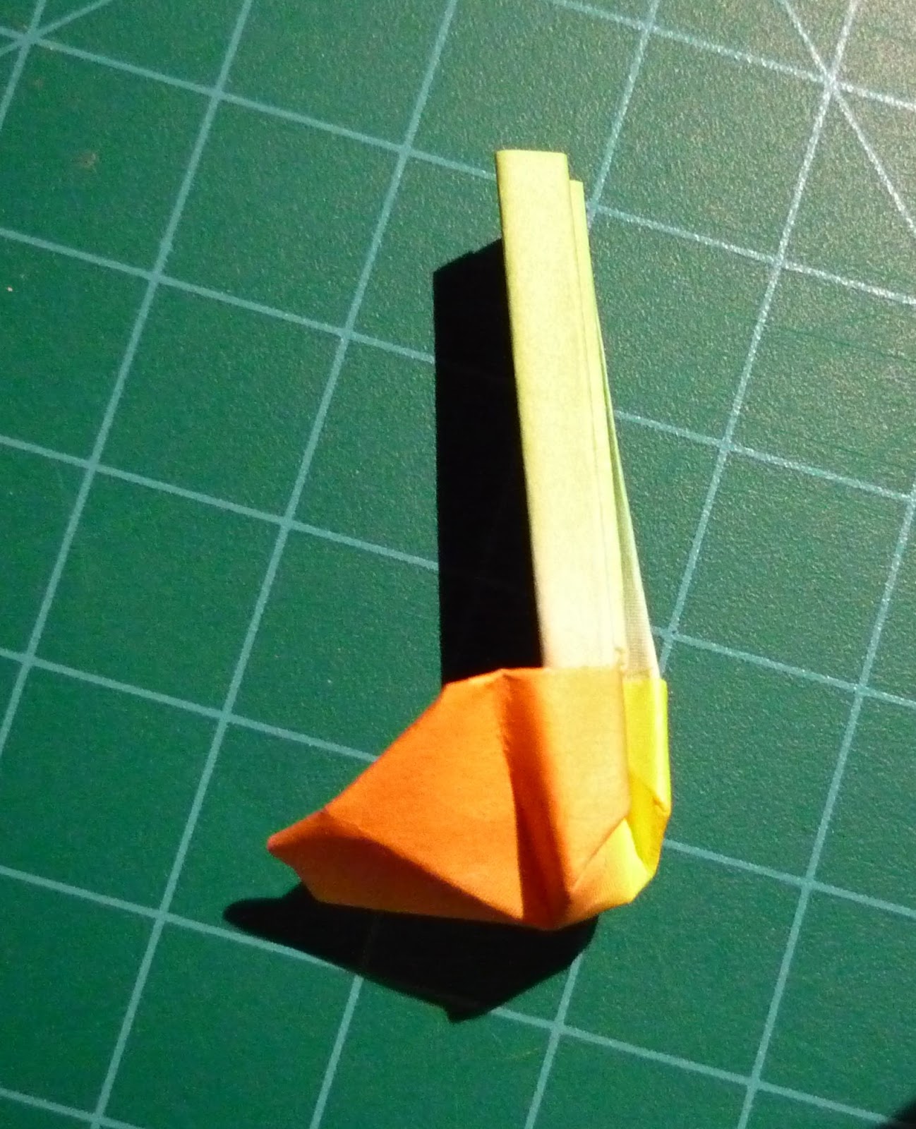 The Geeky Goblin: Make an origami spoon