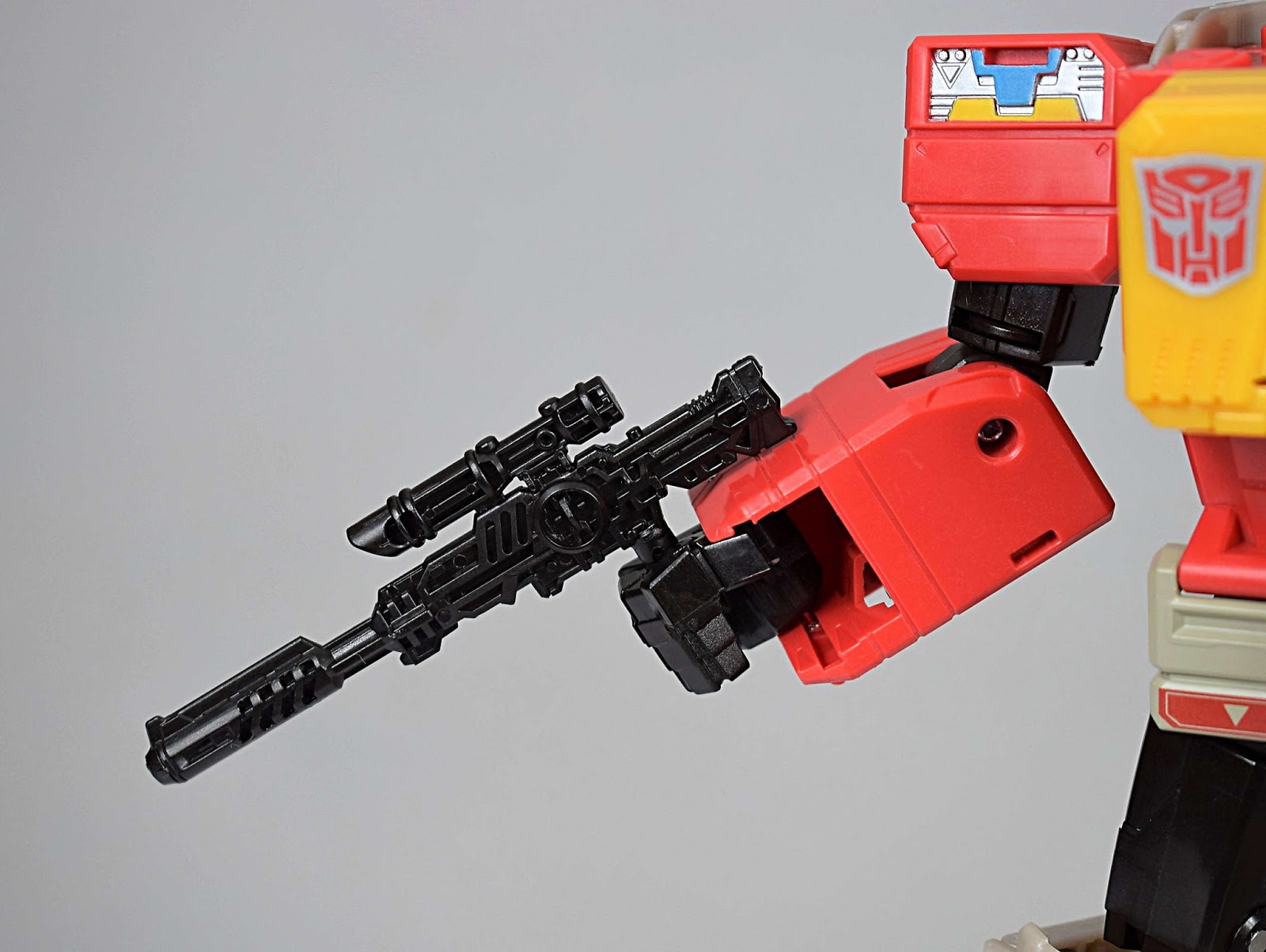 THE LORD OF THE ROBOTS: Twincast & Autobot Blaster - Hasbro Titans ...