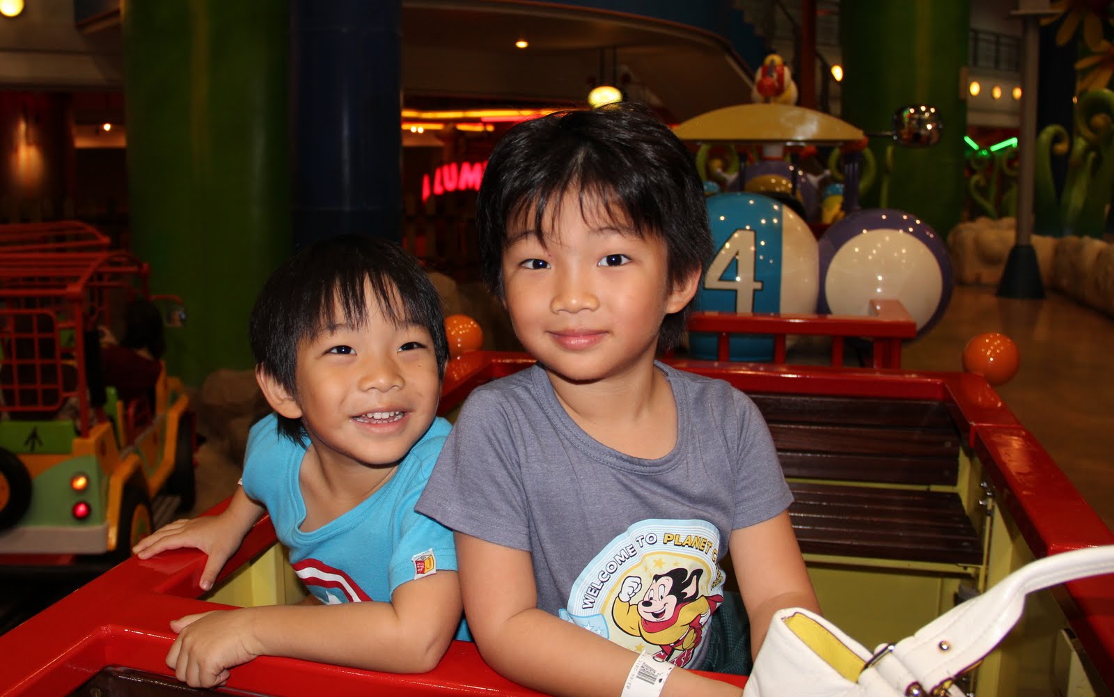 Cheekiemonkies: Singapore Parenting & Lifestyle Blog: Klowning in KL ...