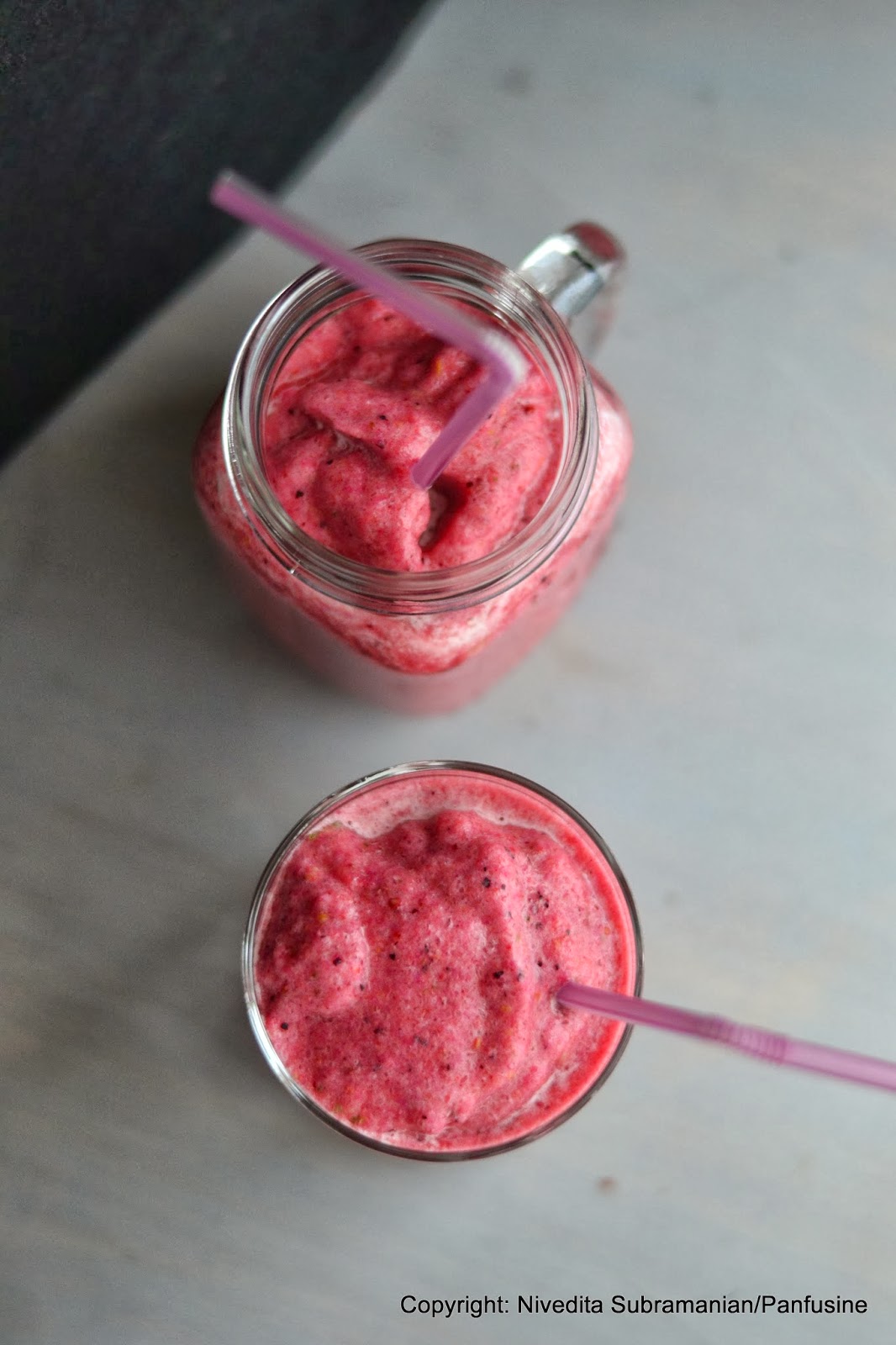 Day 55 - Pineapple & Berry smoothie (smoothies & shakes)